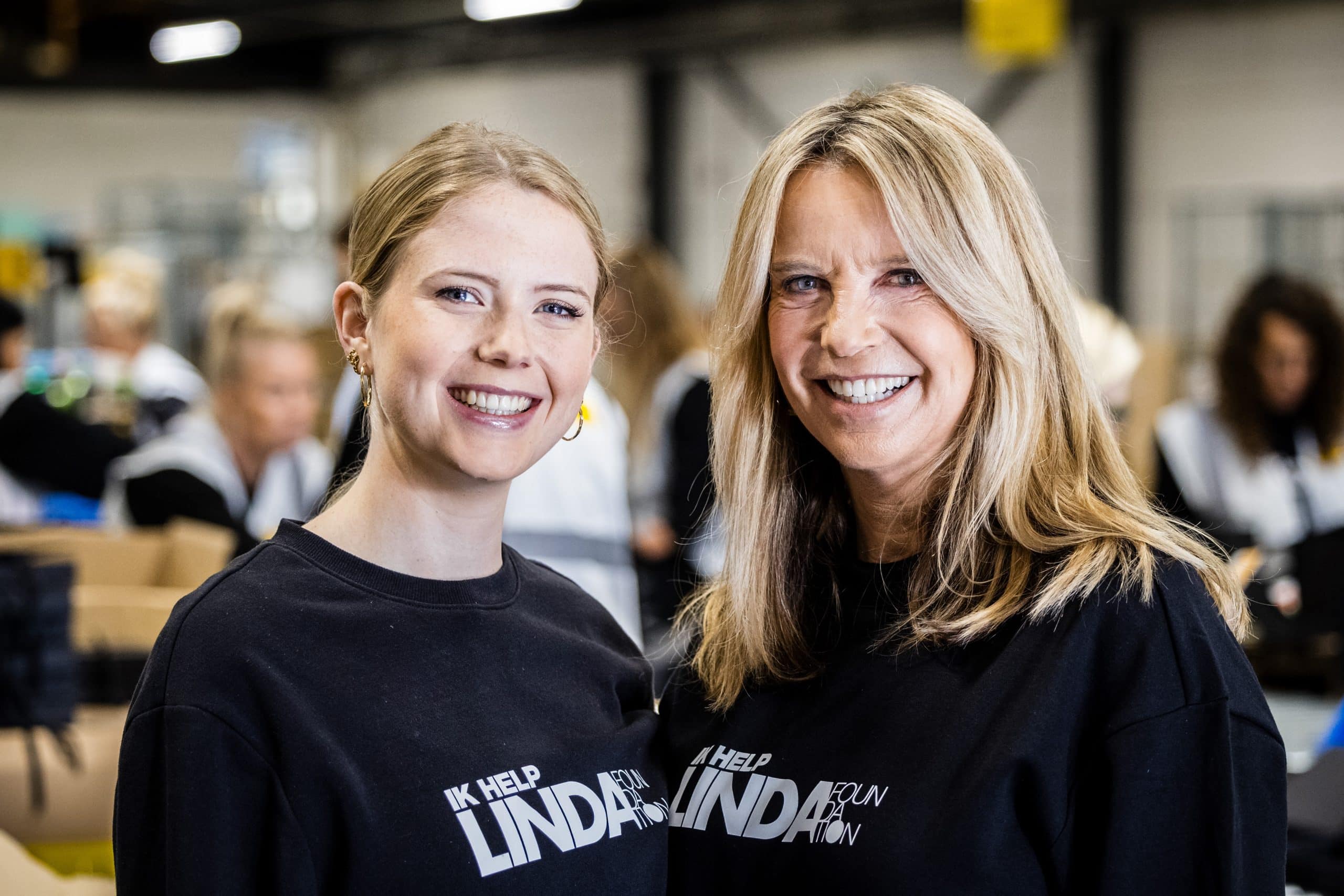 Noa Vahle zet jarige moeder Linda de Mol in het zonnetje